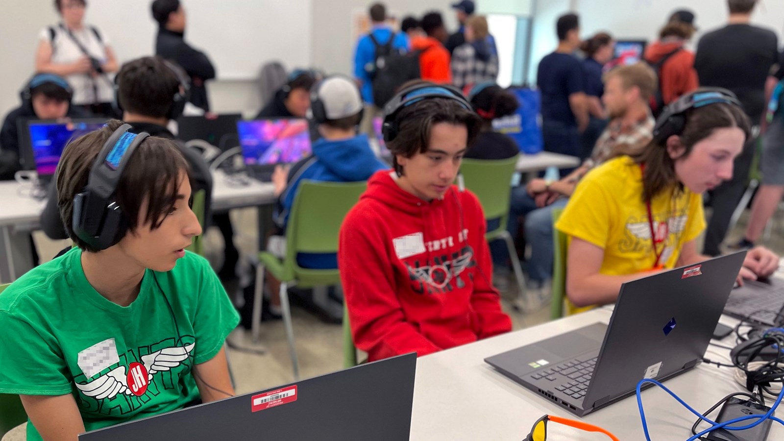 RETSD Competes in Provincewide Esports Competition